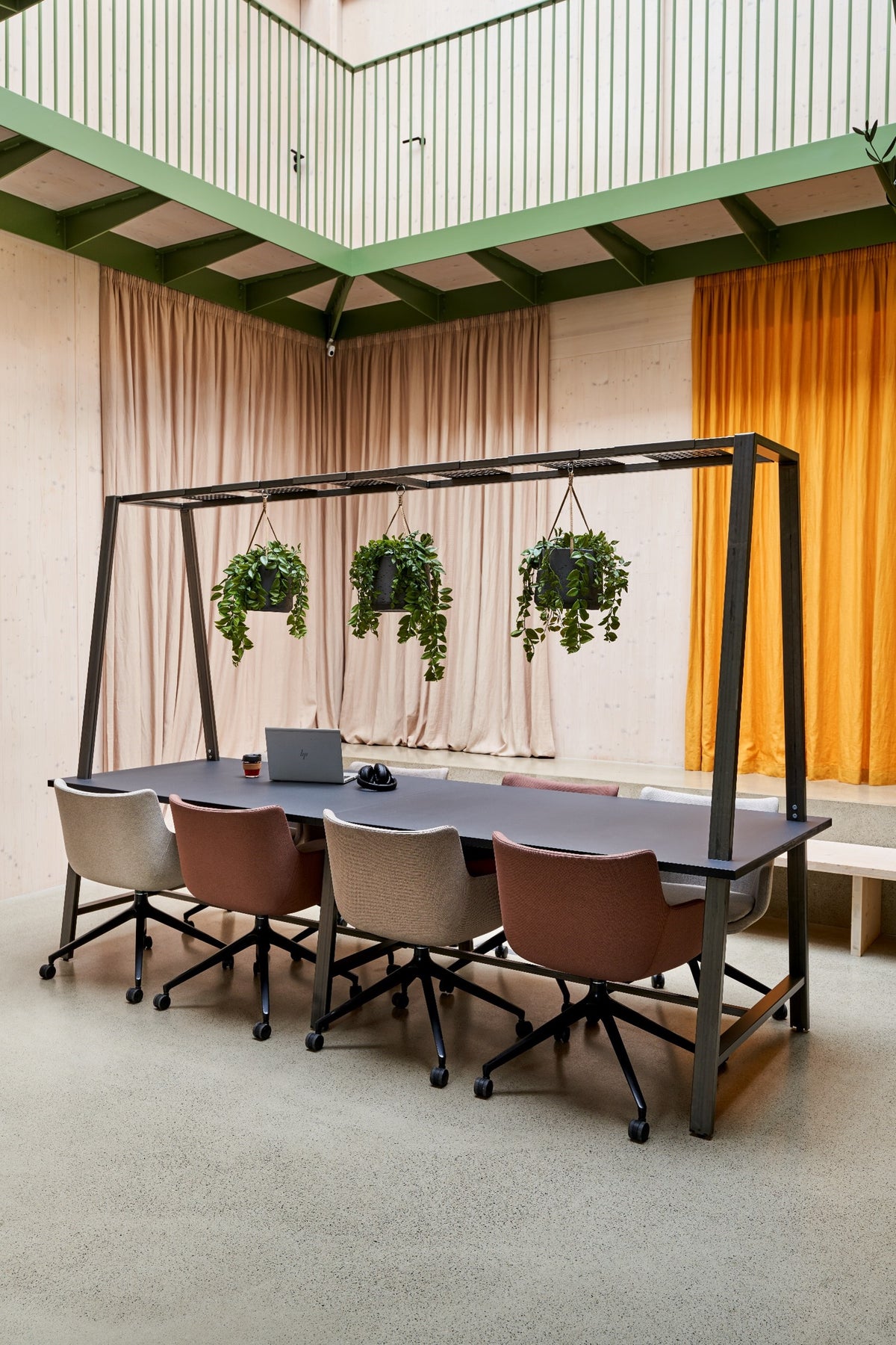 Draft Station Collaboration Table — Loop Workplace Furniture