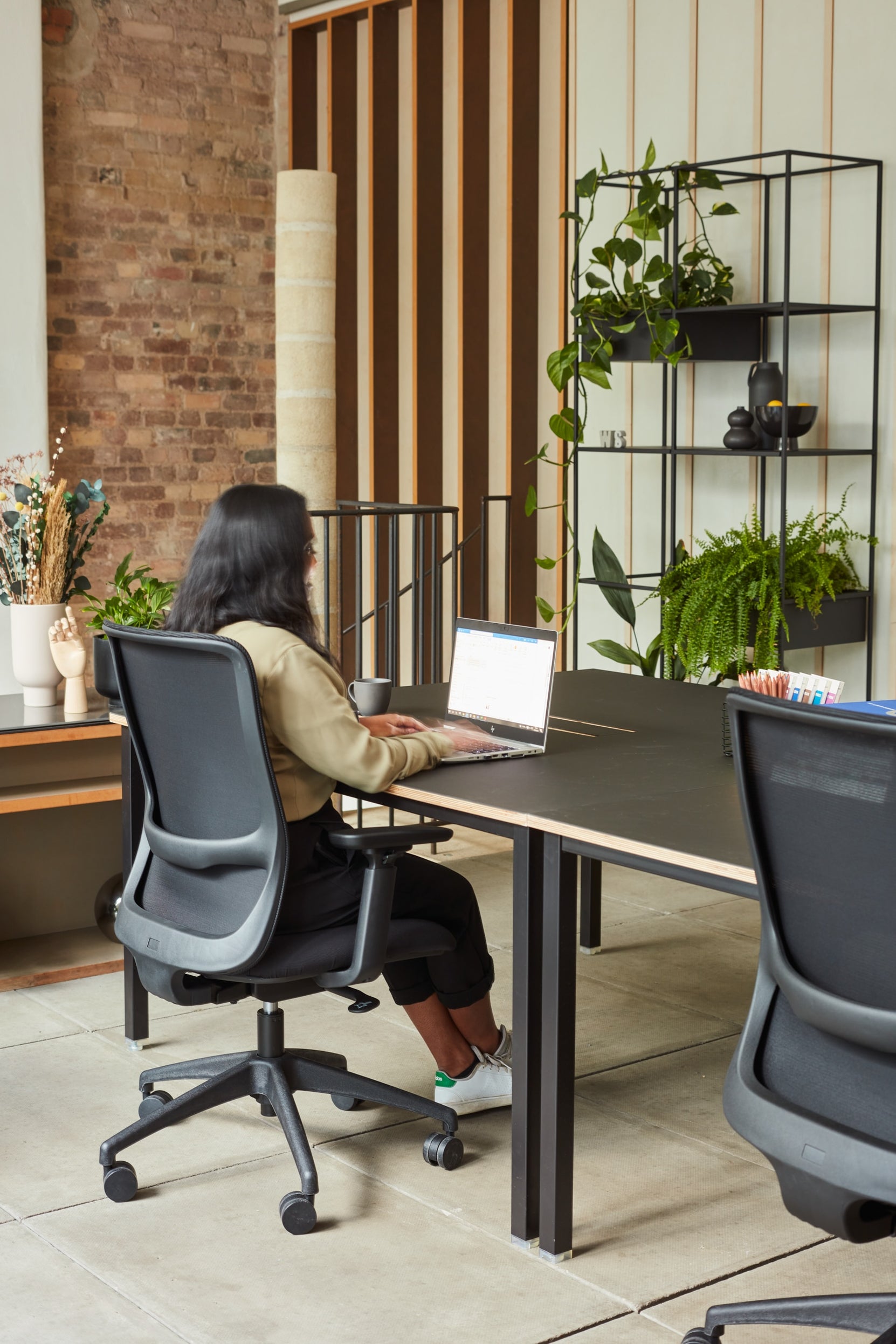 Loop Workplace Furniture | Office Furniture | Desks | Chairs and More